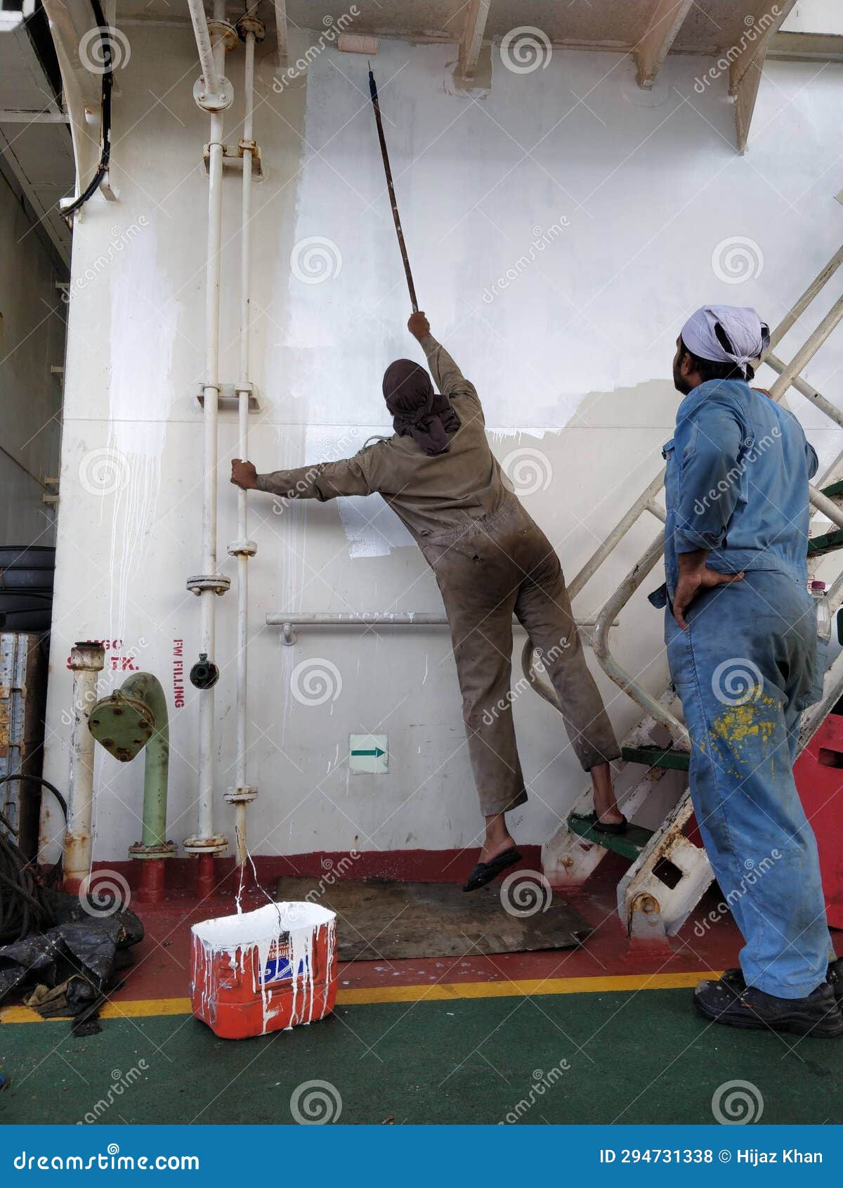 Ship Crew Painting the Ship Accomodation and Pipelines Editorial Stock ...