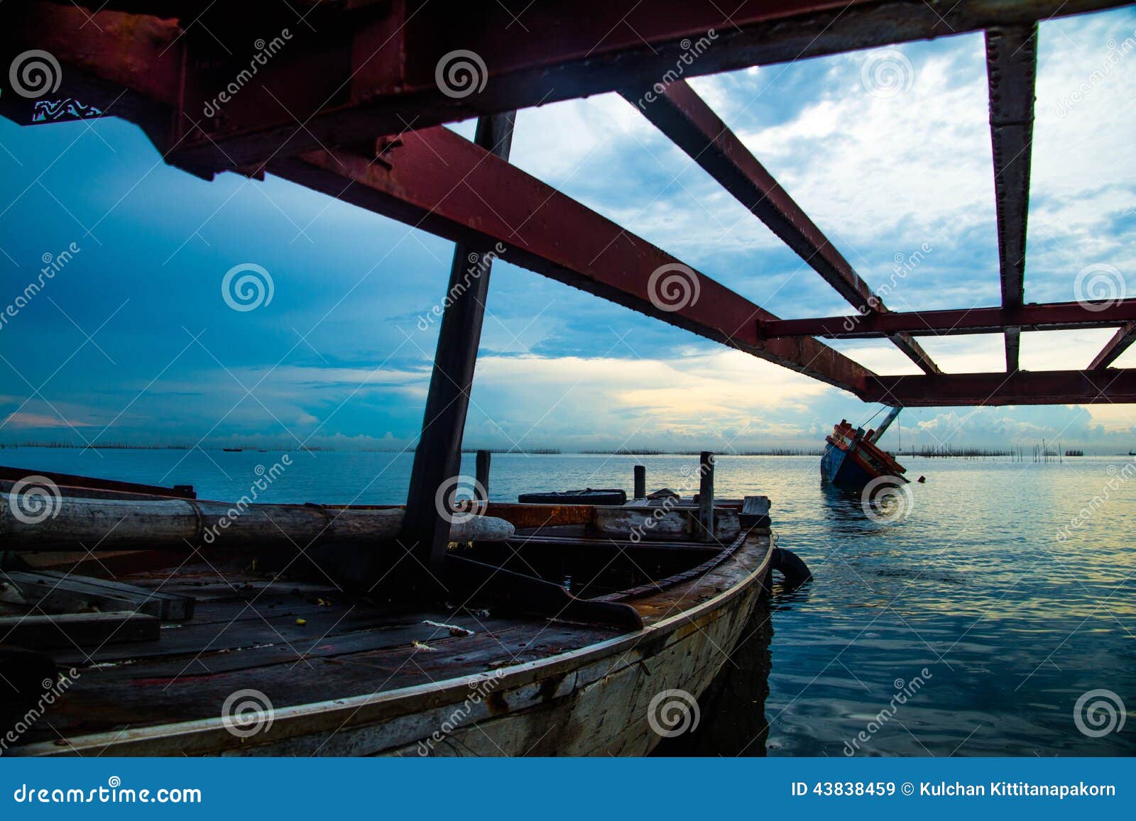Ship Damage on Sunsets Twilight Stock Image - Image of fisherman, black ...