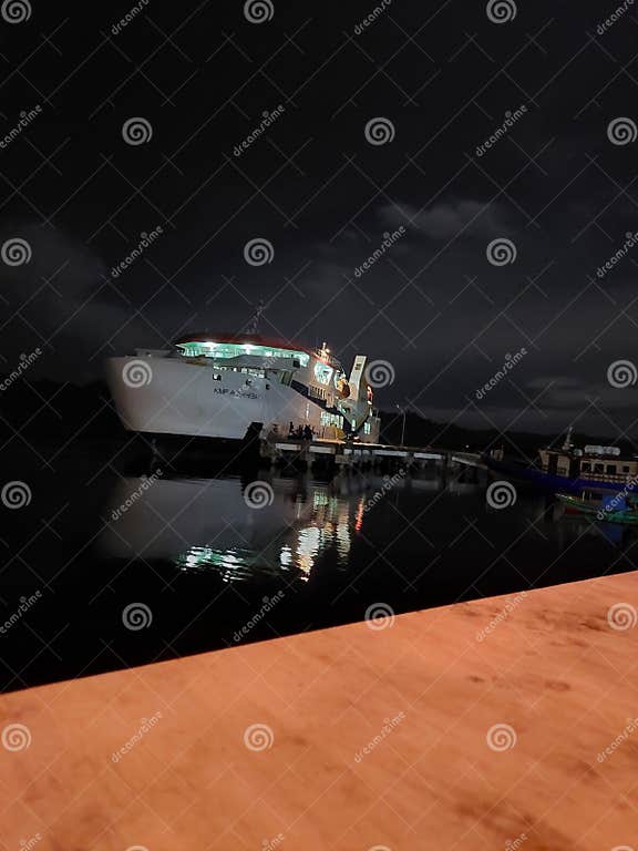The Ship Docks in the Harbor at Night Beautiful Editorial Photography ...