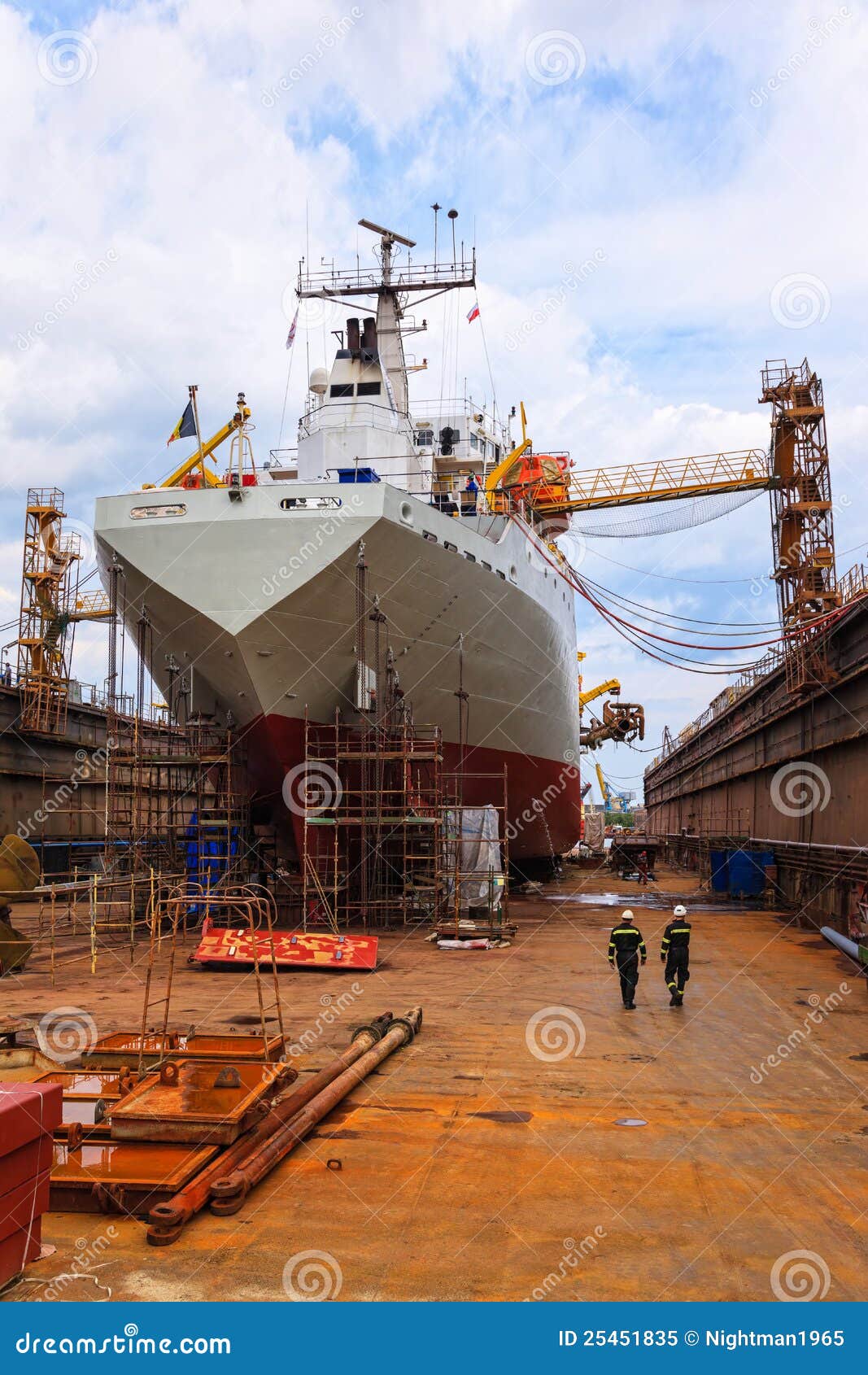 A ship in a dry dock stock image. Image of cargo, freight - 25451835