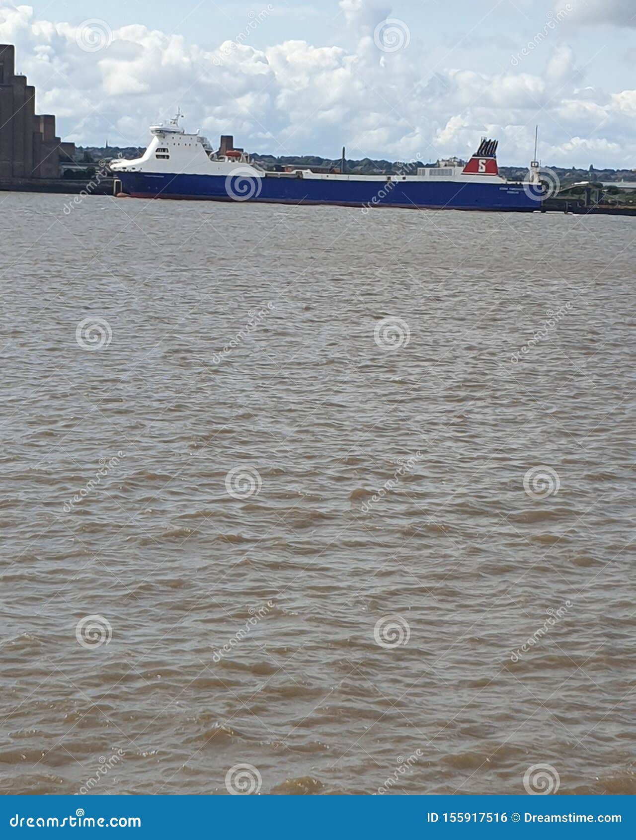Ship on the mersey editorial photo. Image of dock, river - 155917516