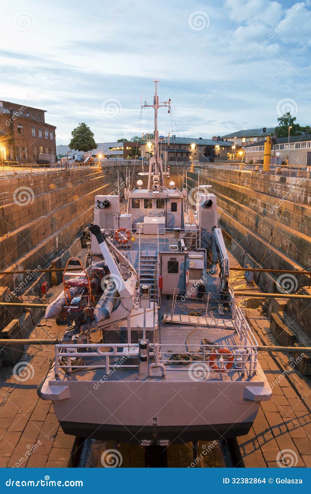 Ship repair stock photo. Image of large, object, horizontal - 32382864
