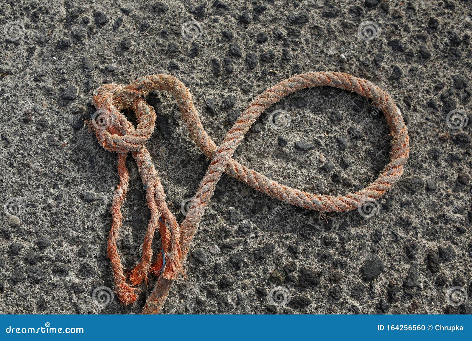 Ship rope loop stock photo. Image of shipping, quay - 164256560