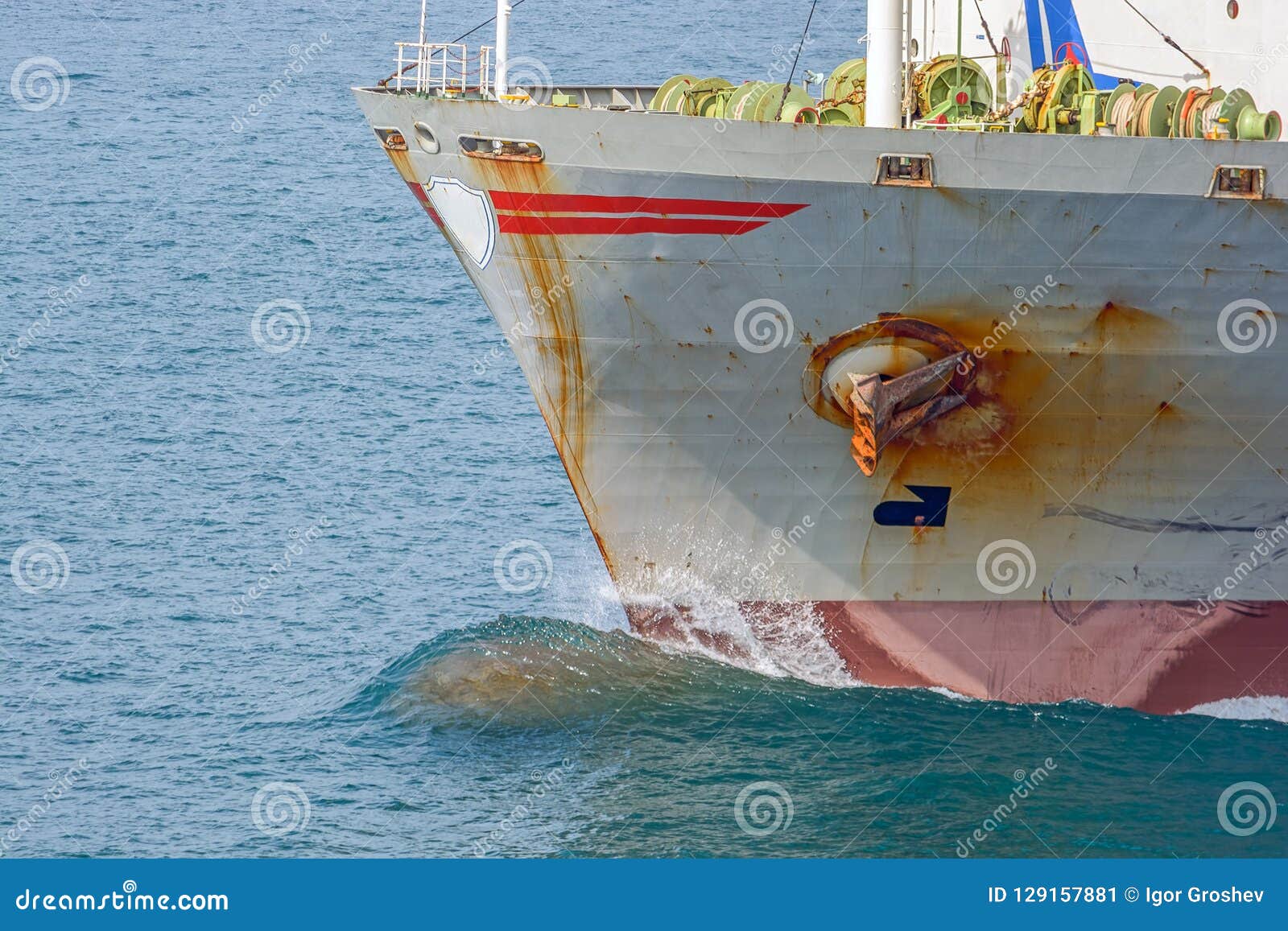 Ship S Bow Cutting through Water. Stock Image - Image of motion ...