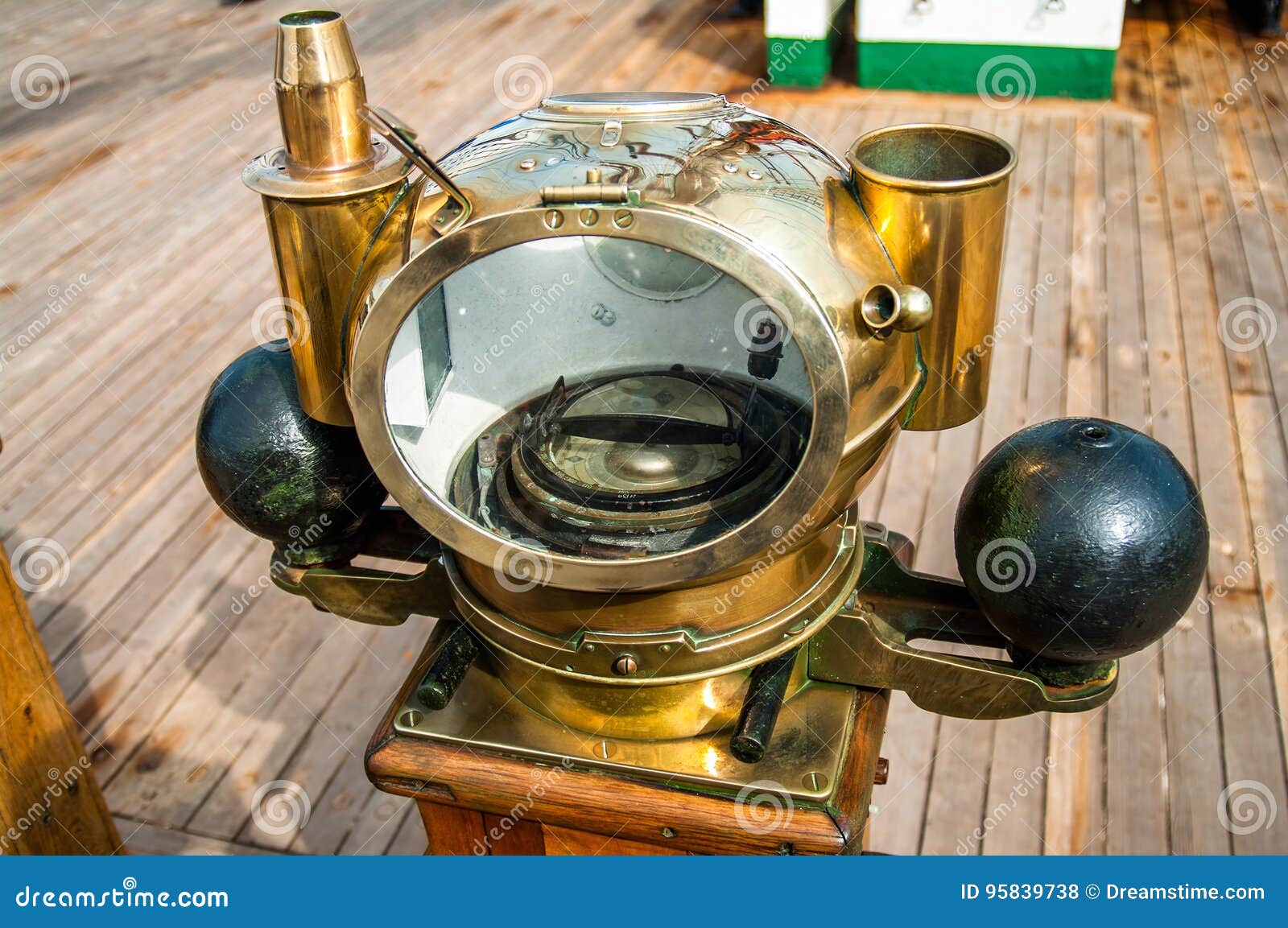 Ship`s compass with stand stock photo. Image of rustic - 95839738