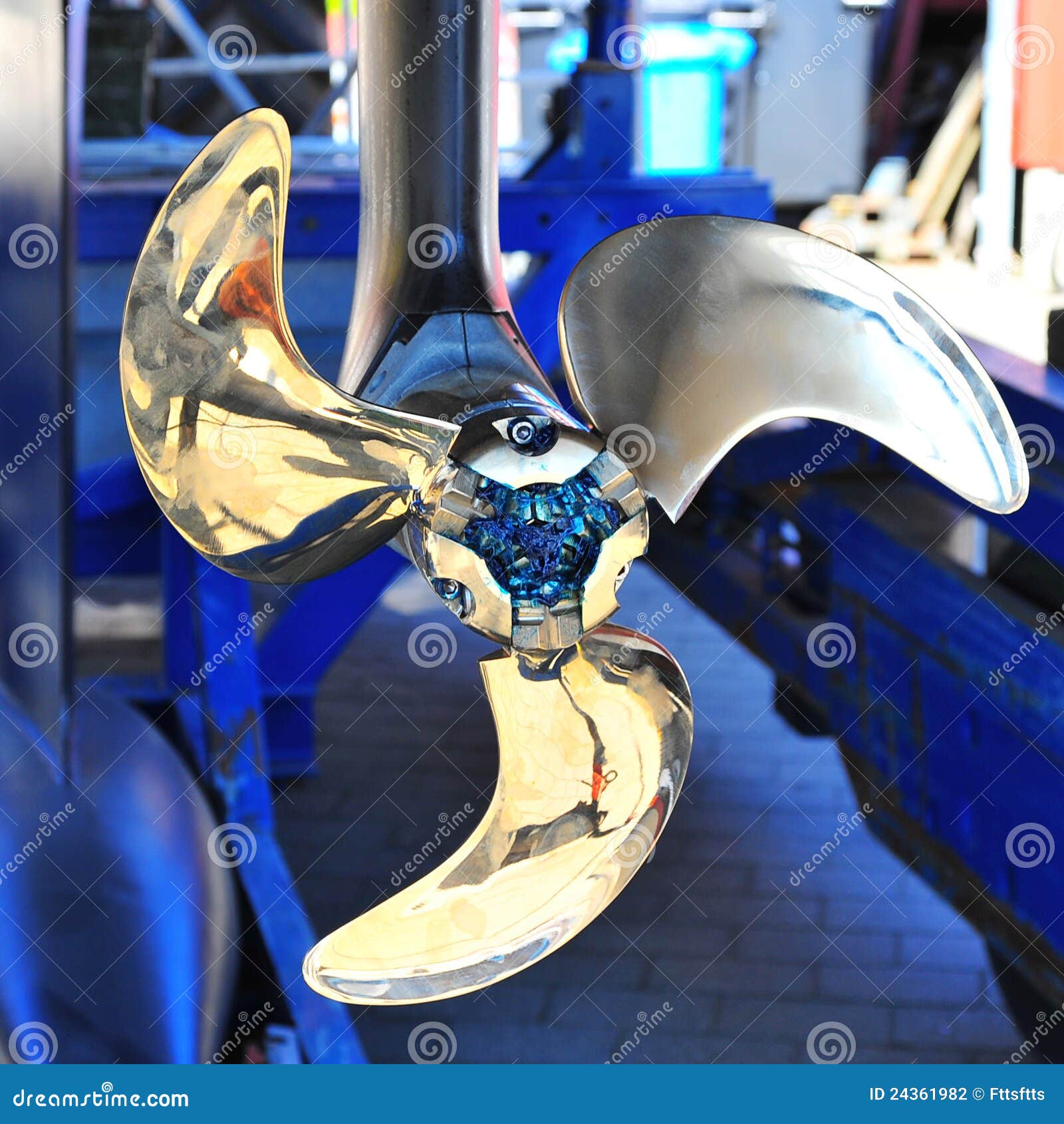 ShipÂ´s propeller stock photo. Image of yacht, shining - 24361982