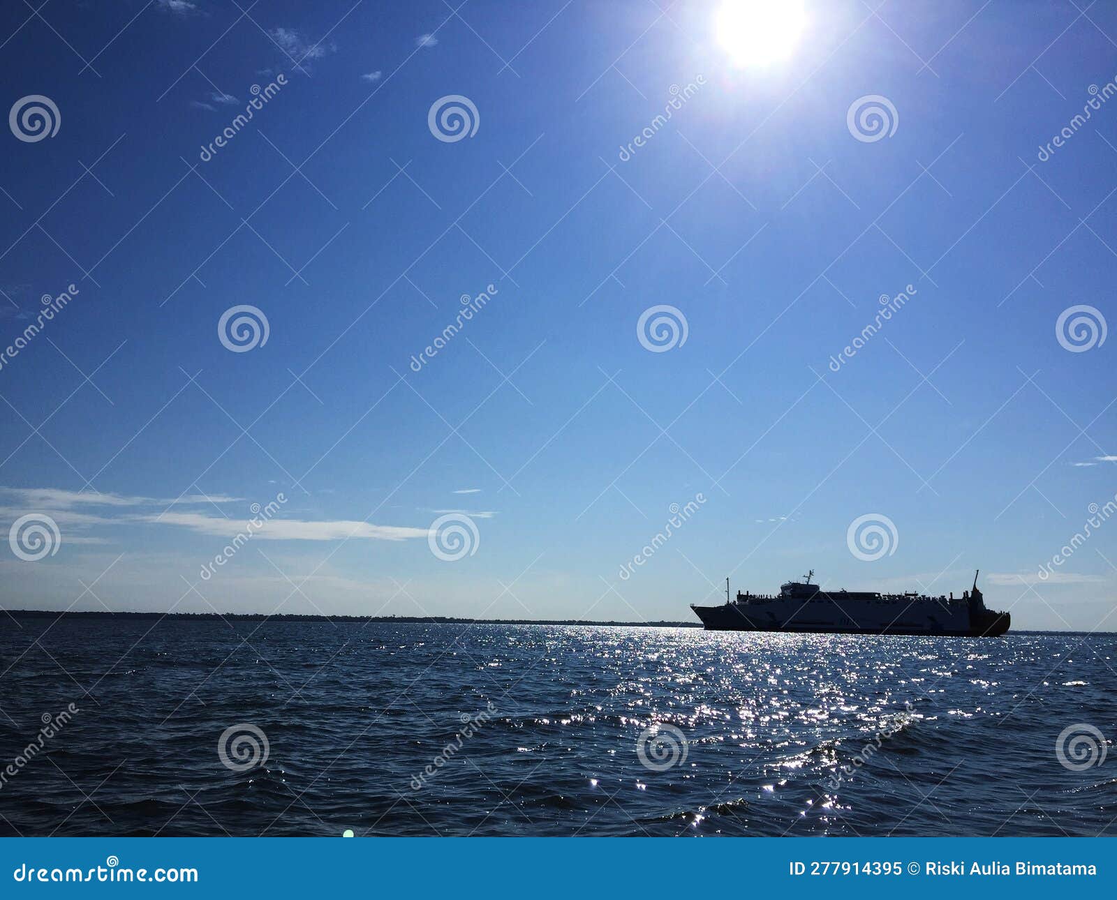 Ship Sailing on the Ocean Under the Sunshine in Summer Stock Image ...