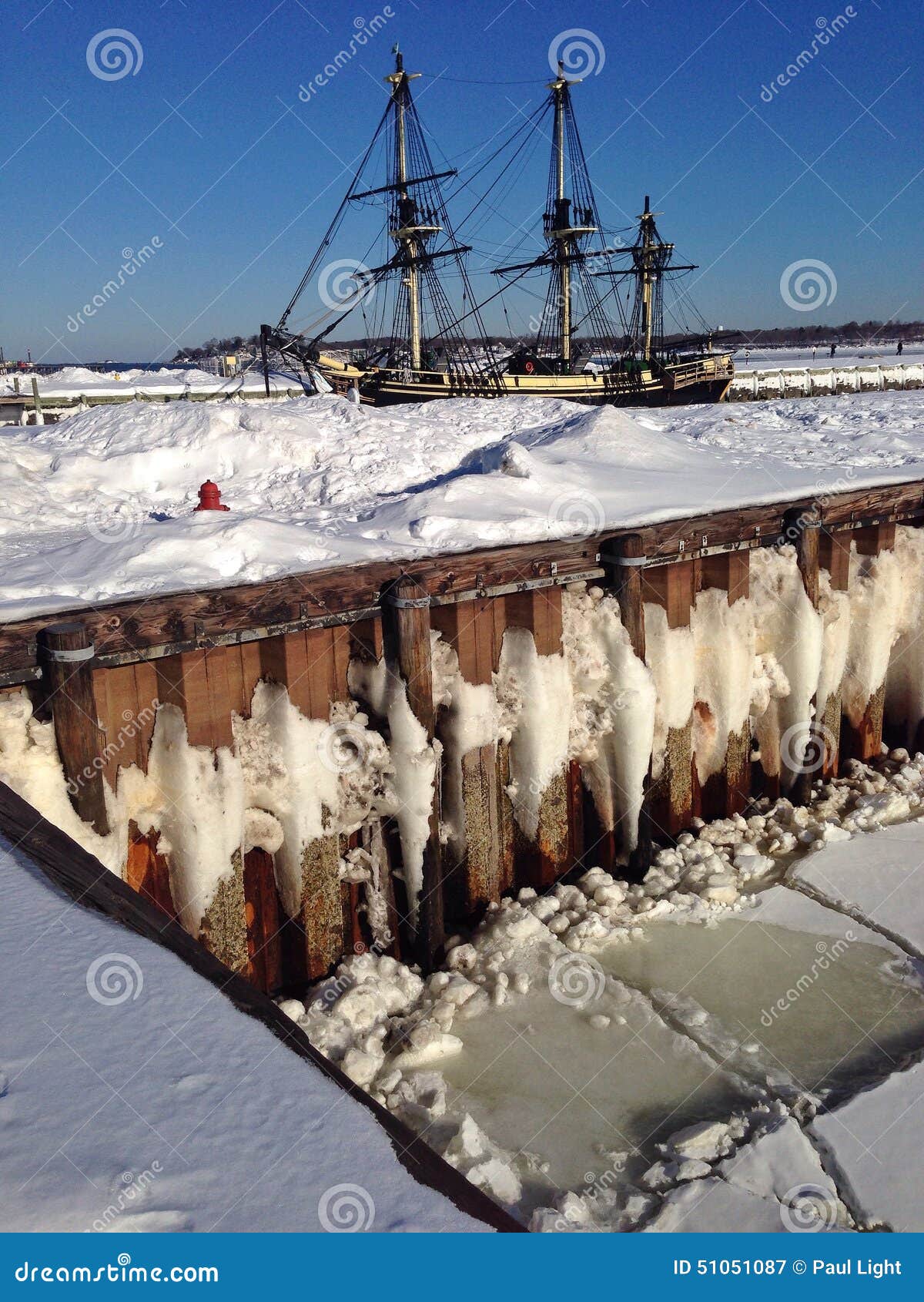 Ship editorial photography. Image of snow, cold, harbor - 51051087