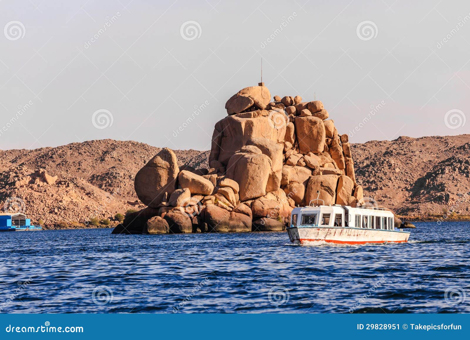 Lake nasser stock image. Image of stone, island, coast - 29828951