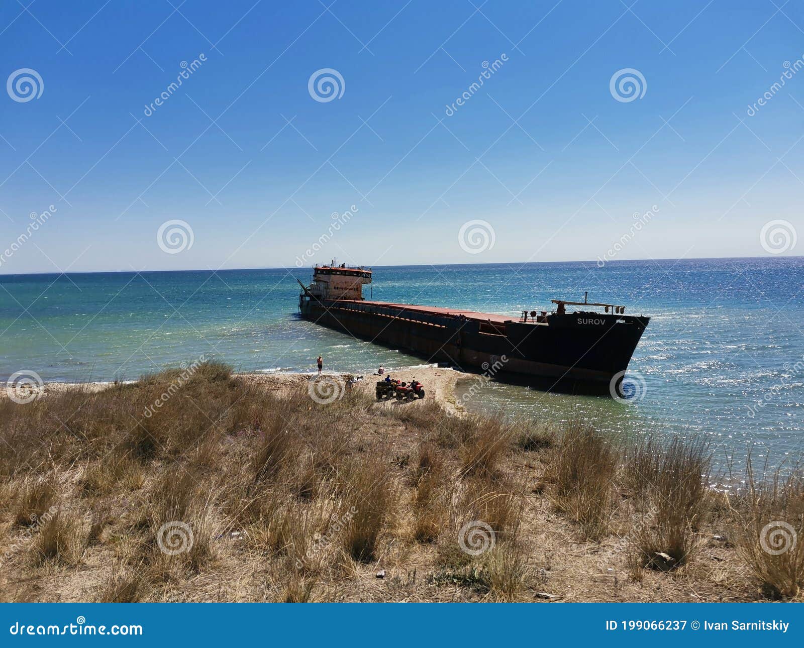 Ship washed ashore. editorial photography. Image of coast - 199066237