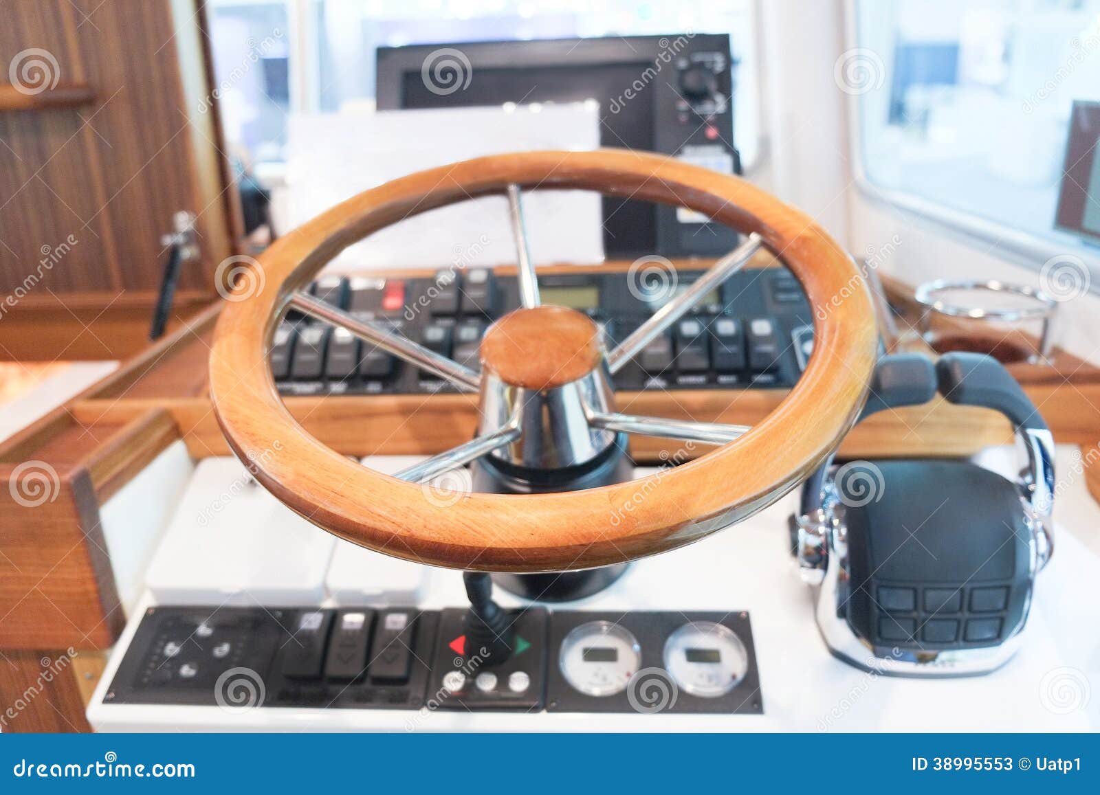 Ship wheel stock image. Image of yacht, cruise, nautical - 38995553