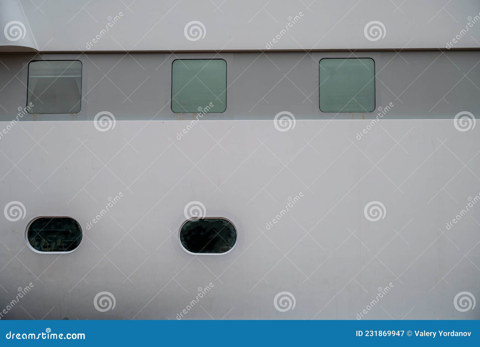 SHIP WINDOWS TWO ROWS DETAIL GEOMETRY White Ship Stock Image - Image of ...