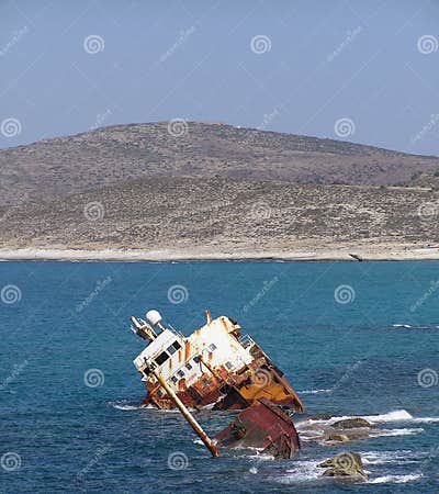 Ship wreck stock photo. Image of cargo, waves, island, rough - 477870