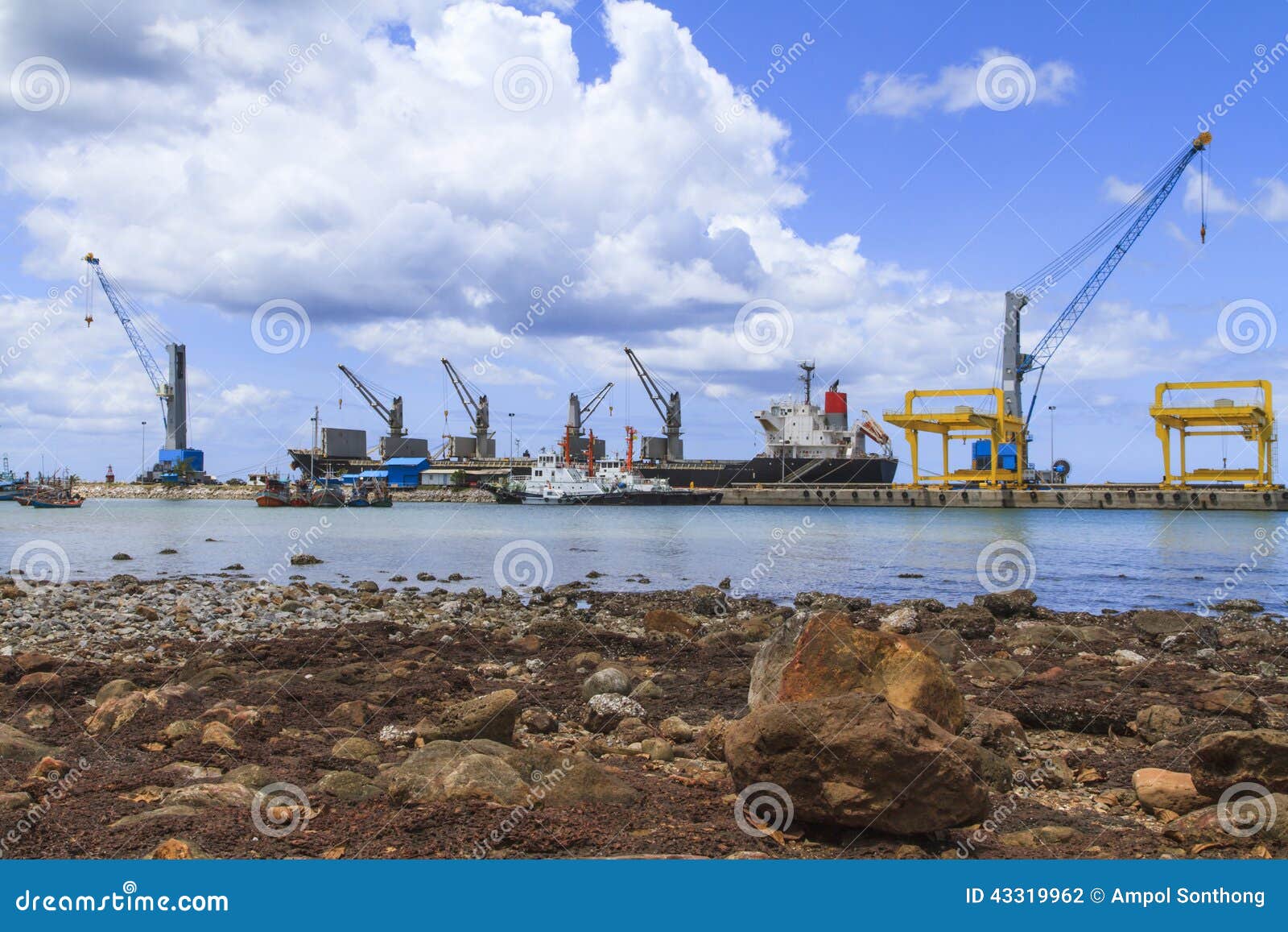 Ship yard with heavy crane stock photo. Image of export - 43319962