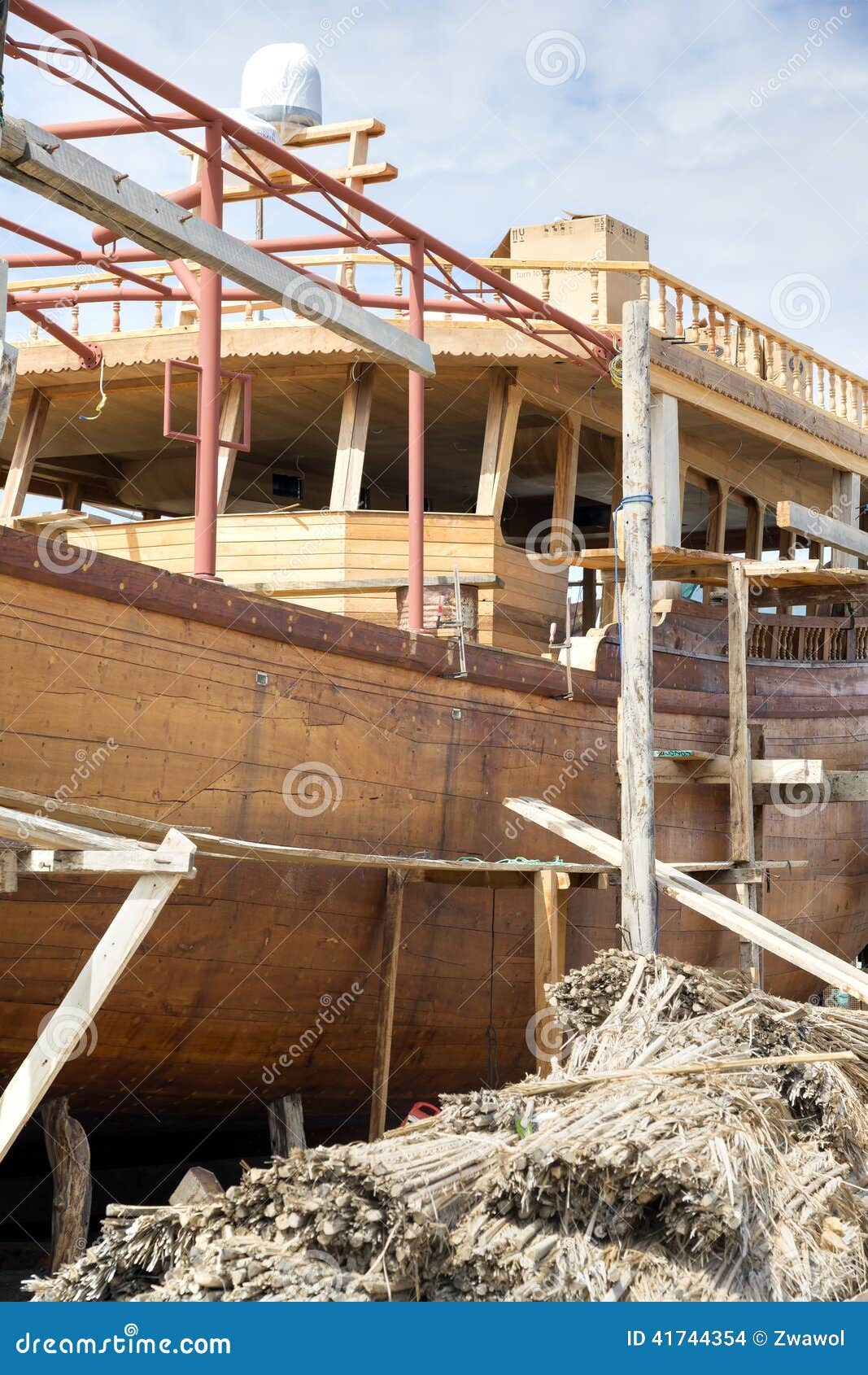 Shipbuilding Oman stock photo. Image of shipyard, tradition - 41744354