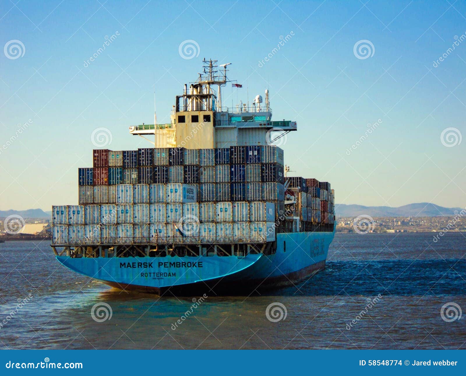 Shipping tanker editorial stock image. Image of strait - 58548774