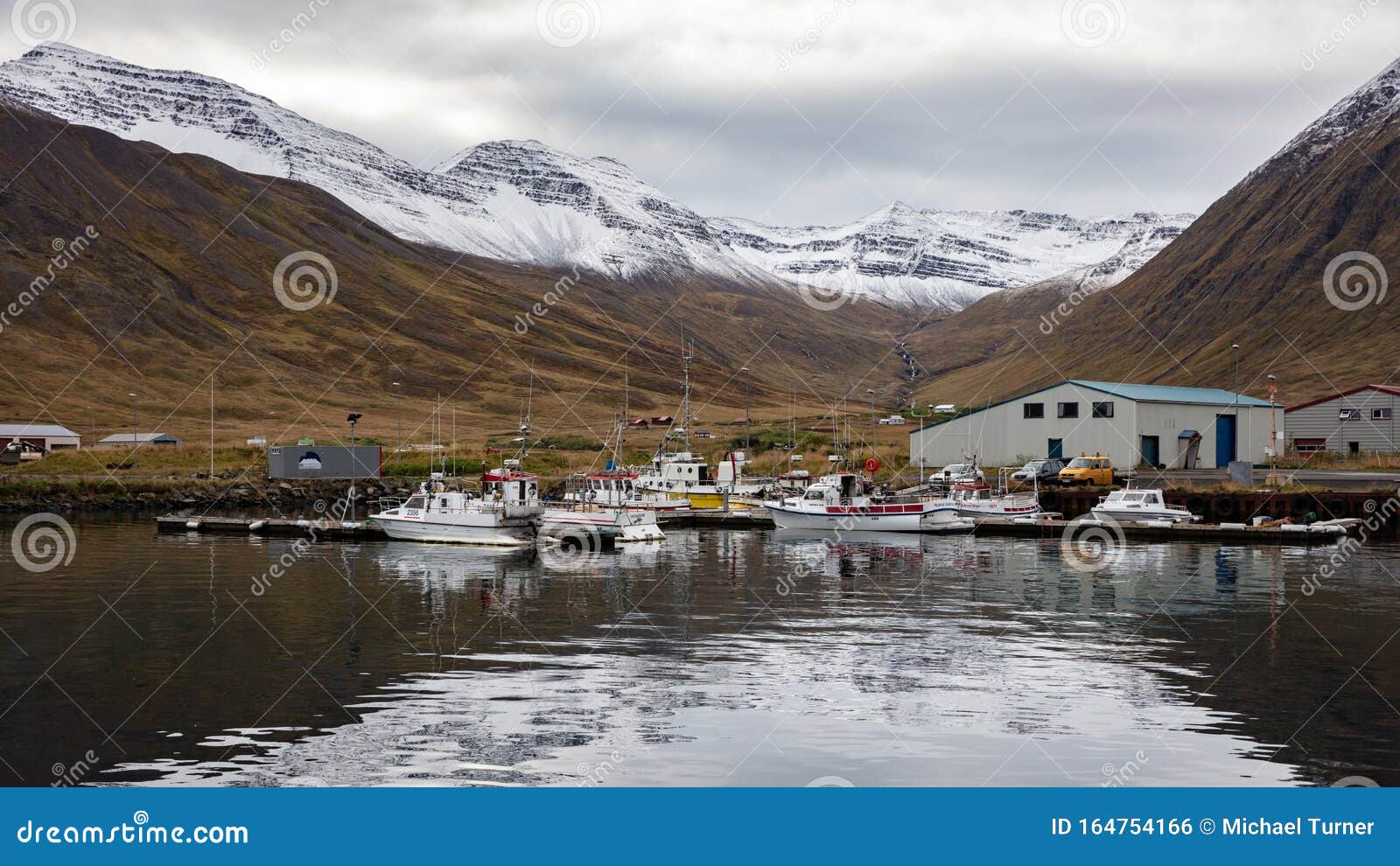 Dalvik Harbor editorial photo. Image of covering, covers - 164754166