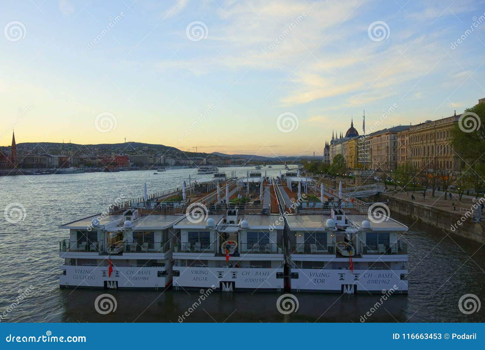Ships on the River Danube editorial stock photo. Image of city - 116663453
