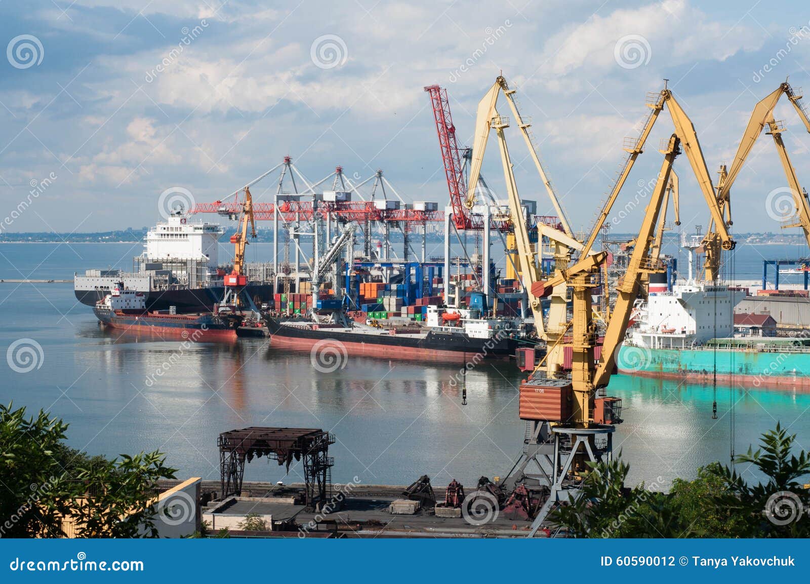 Ships unloaded at the port stock photo. Image of quay - 60590012