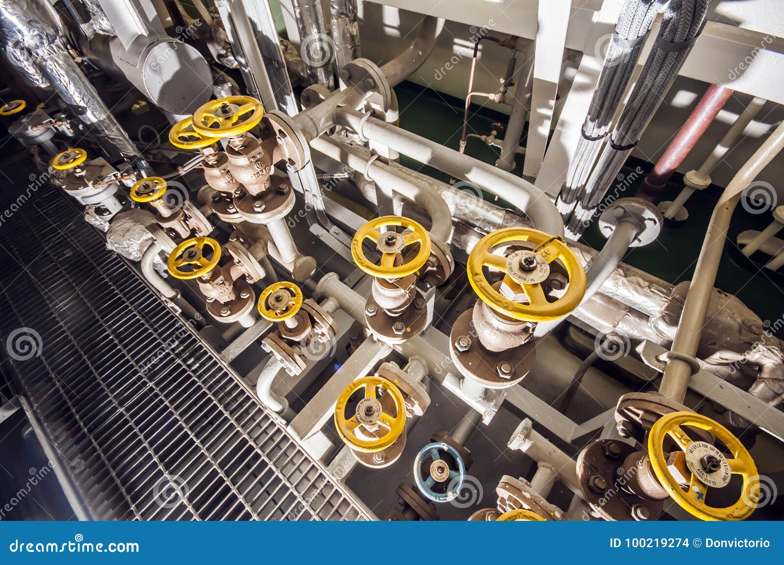 Ships valves, main engine stock photo. Image of equipment - 100219274