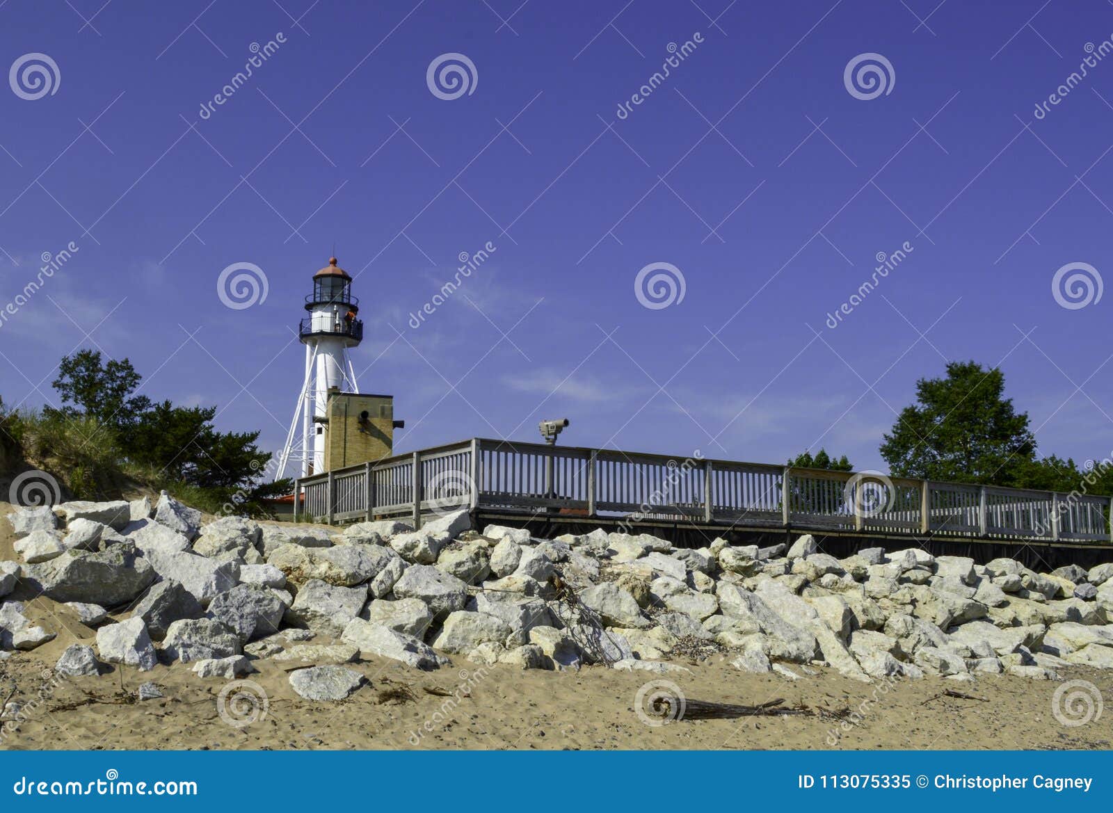 Shipwreck Museum, Lighthouse Stock Image - Image of nature, lake: 113075335