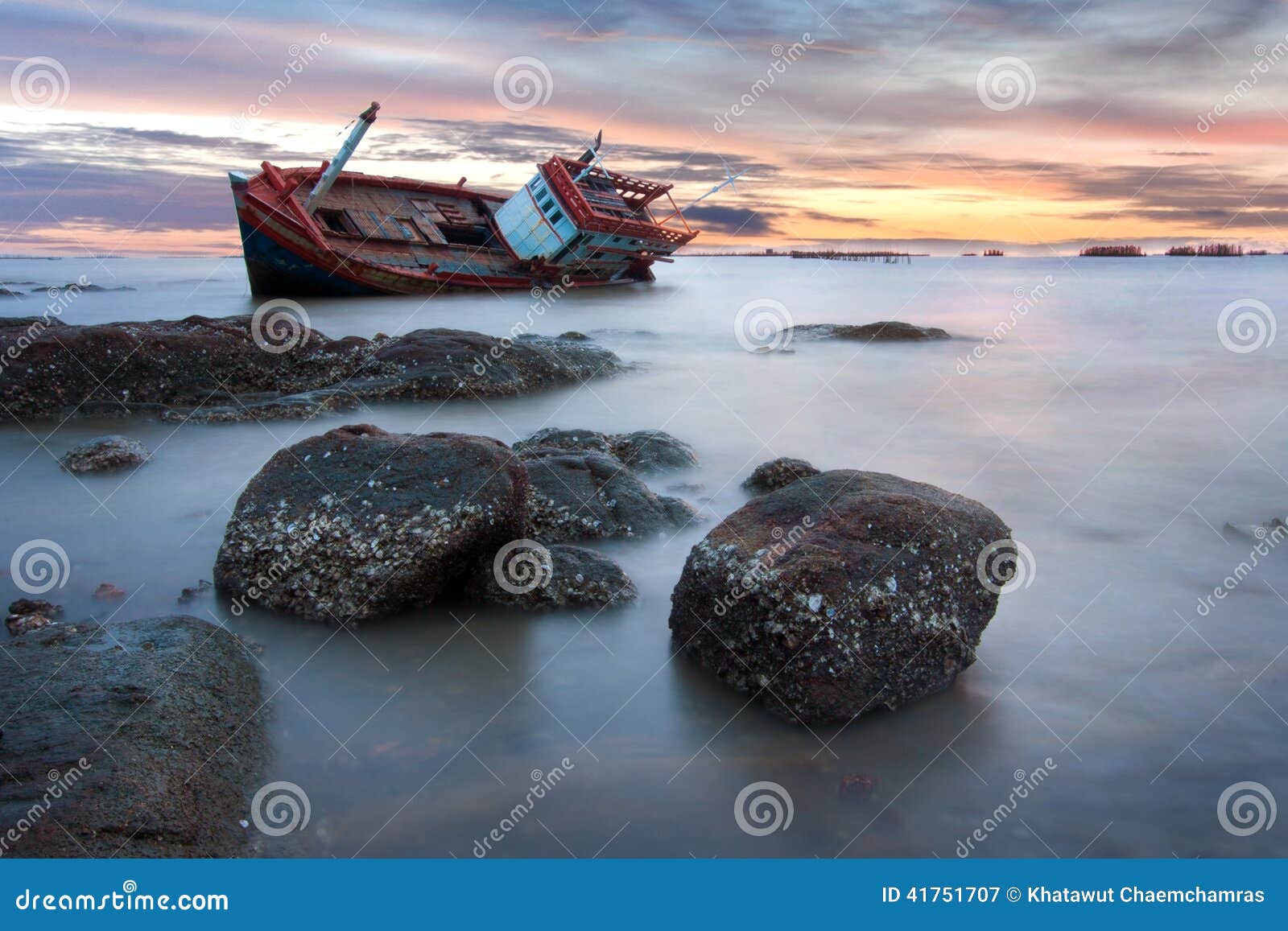 Shipwreck stock image. Image of boat, beach, beautiful - 41751707