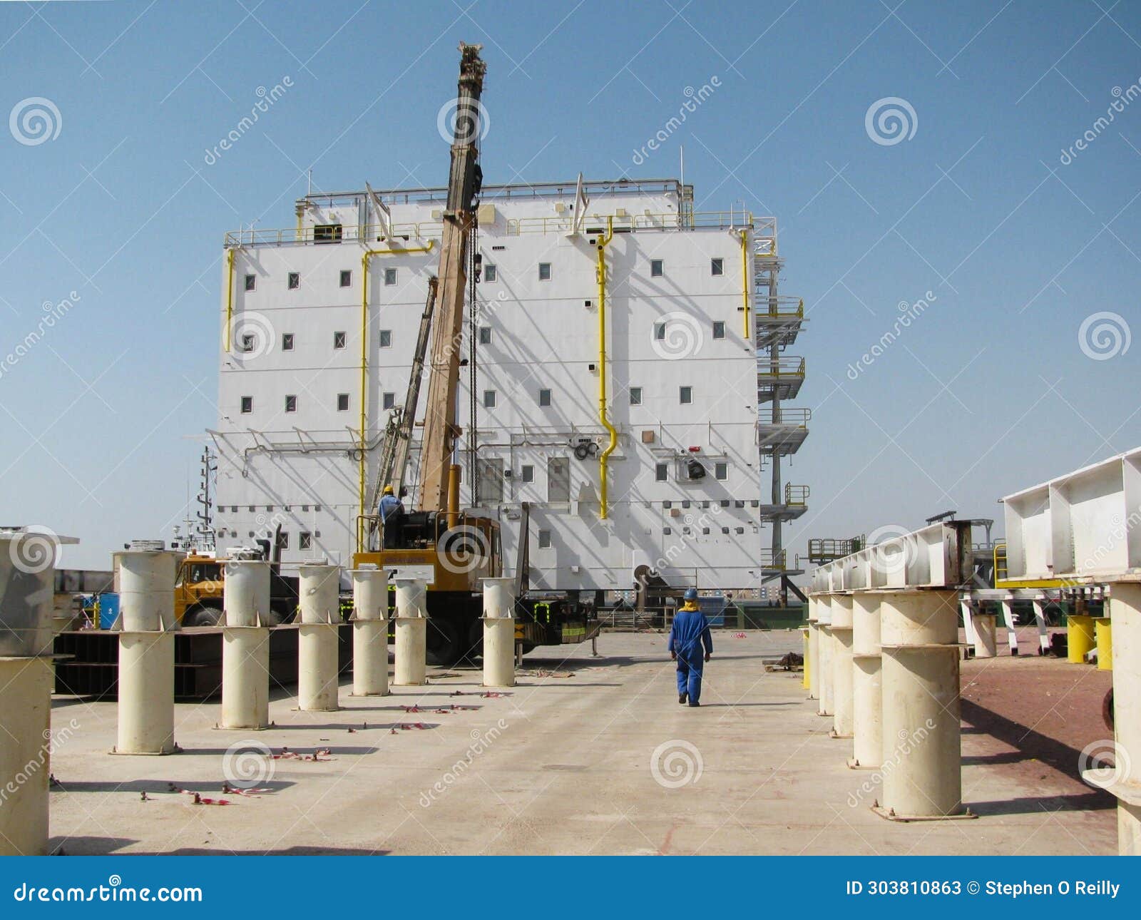 Shipyard Construction Living Quarter Module for Offshore Oil Rig in Dry ...