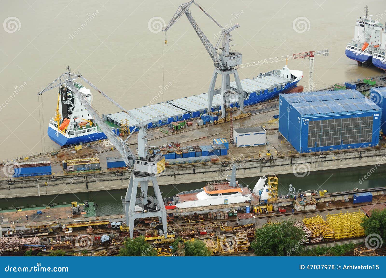 Shipyard editorial stock photo. Image of bottomed, towboats - 47037978