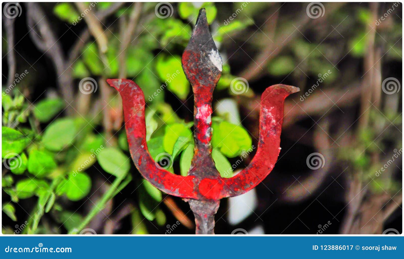 Shiva Trishul immagine stock. Immagine di signore, devotativo - 123886017