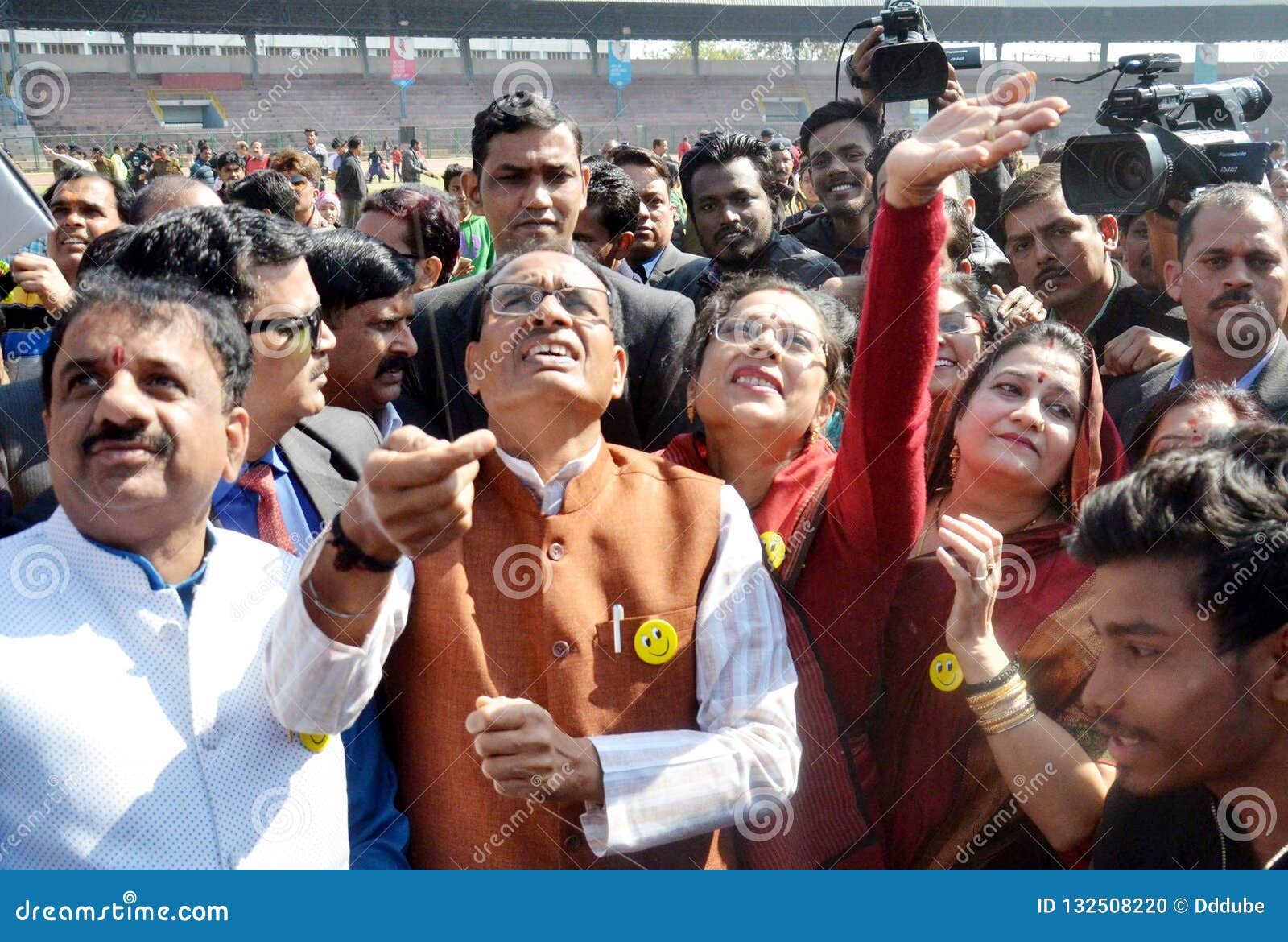 Shivraj Singh Chouhan, Chief Minister of Madhya Pradesh and His Wife ... Shivraj Singh Chouhan, Chief Minister of Madhya Pradesh and His Wife ...