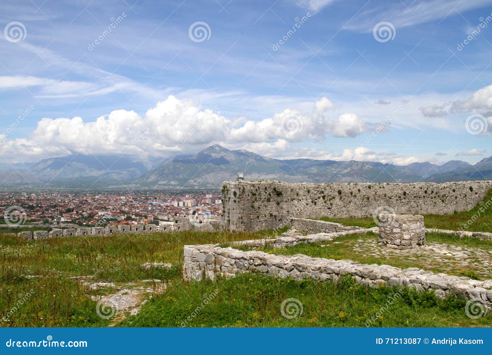 Shkoder Albanie image stock. Image du architecture, details - 71213087