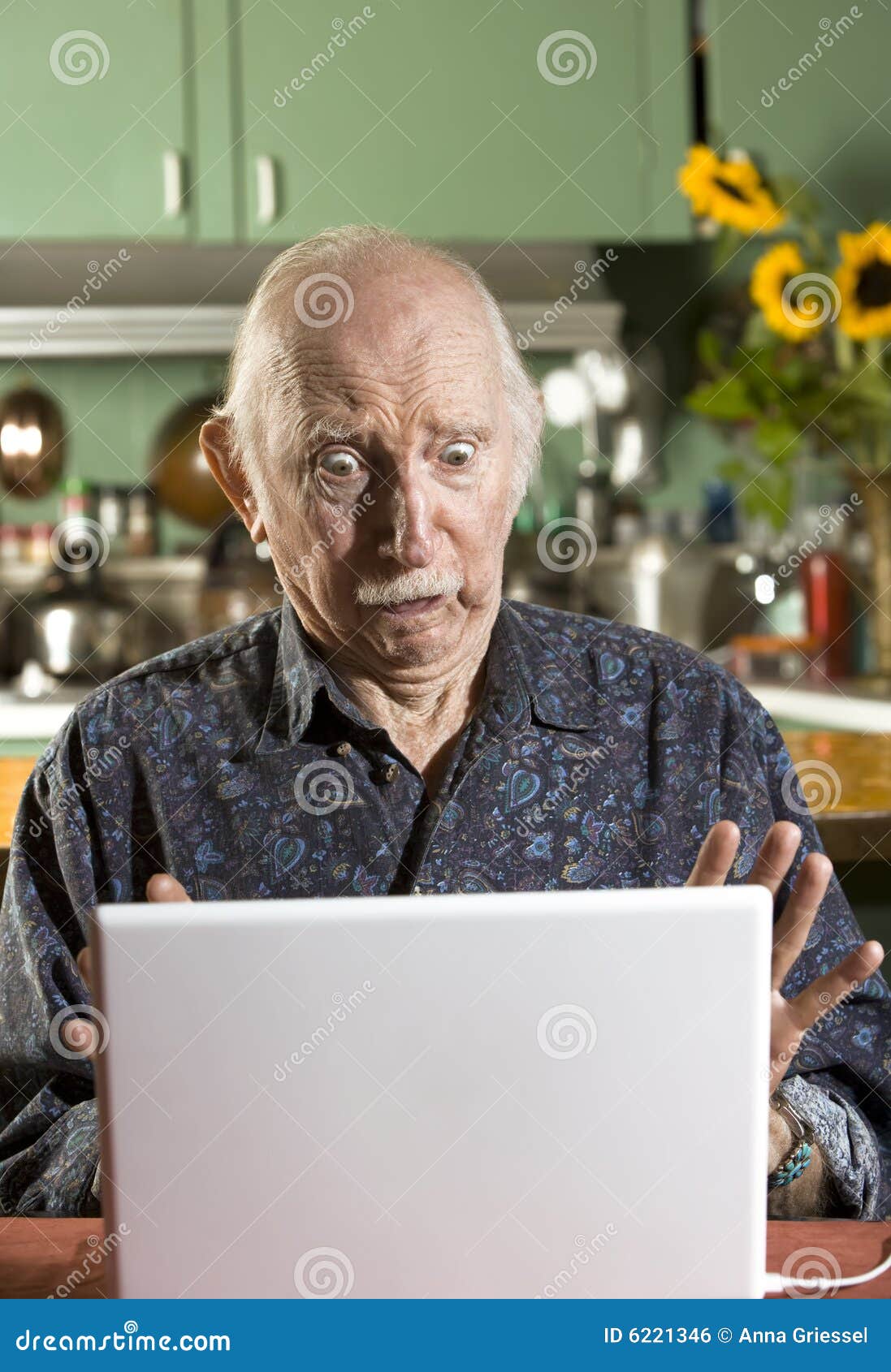 Shocked Senior Man with a Laptop Computer Stock Photo - Image of shock ...