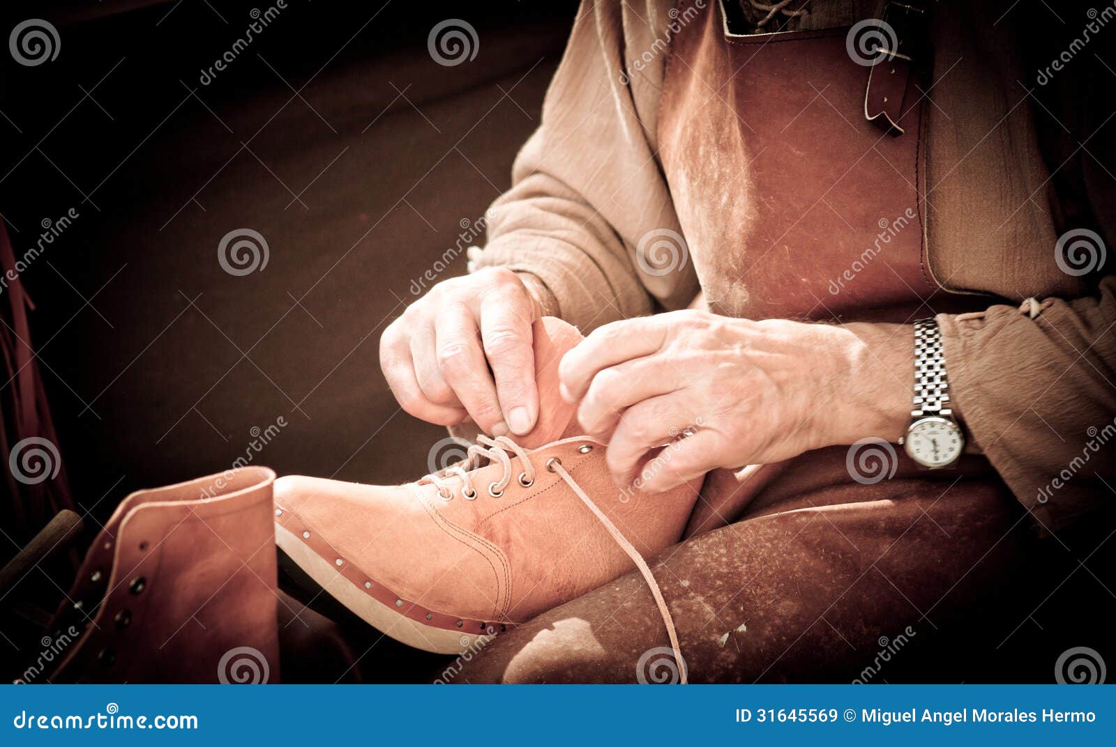 Shoemaker stock image. Image of spain, craft, hand, shoemaker - 31645569