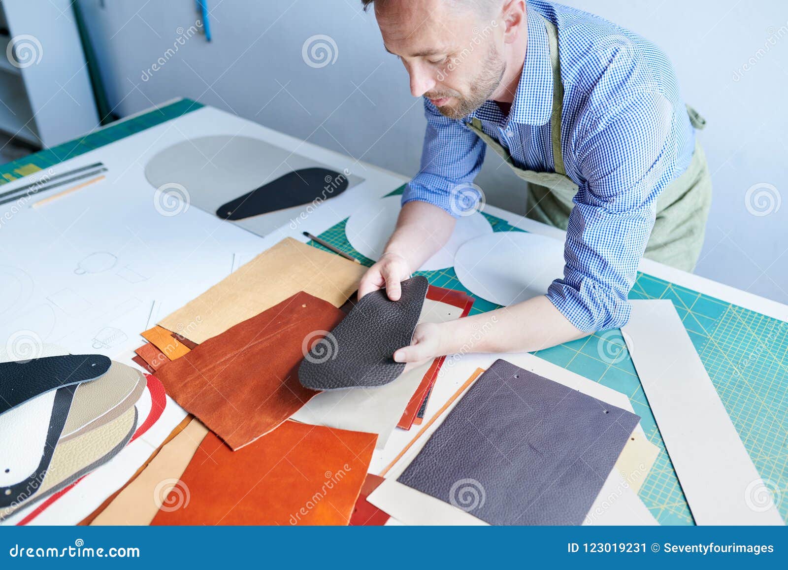 Shoemaker Working at Workshop Stock Image - Image of industry, fabric ...