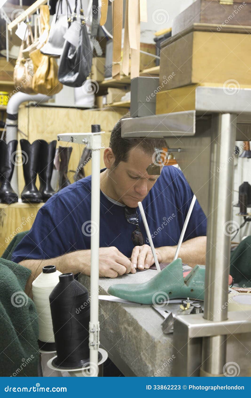 Shoemaker in Workshop stock image. Image of manual, expertise - 33862223