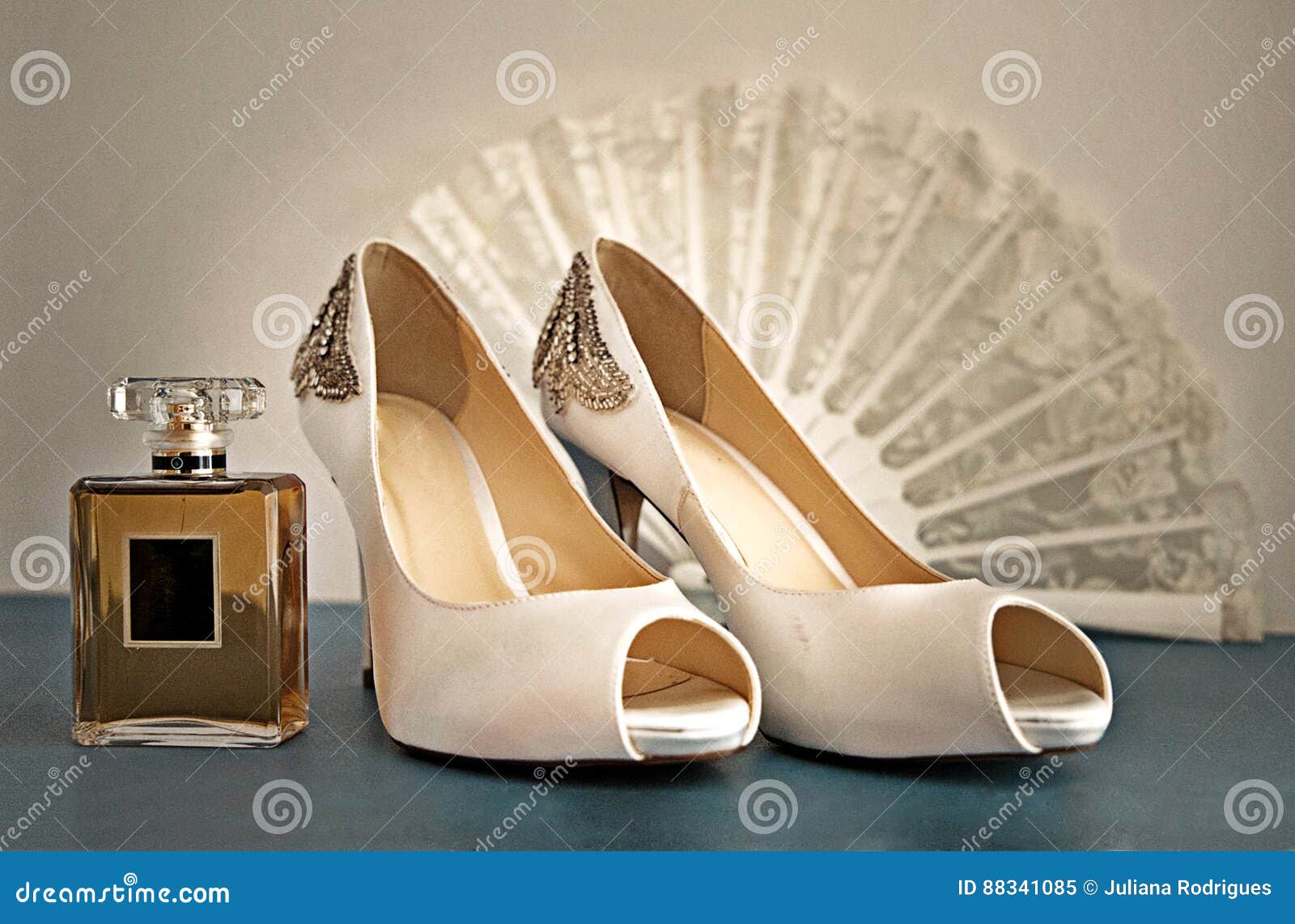 Shoes and perfume stock image. Image of fashion, gift - 88341085