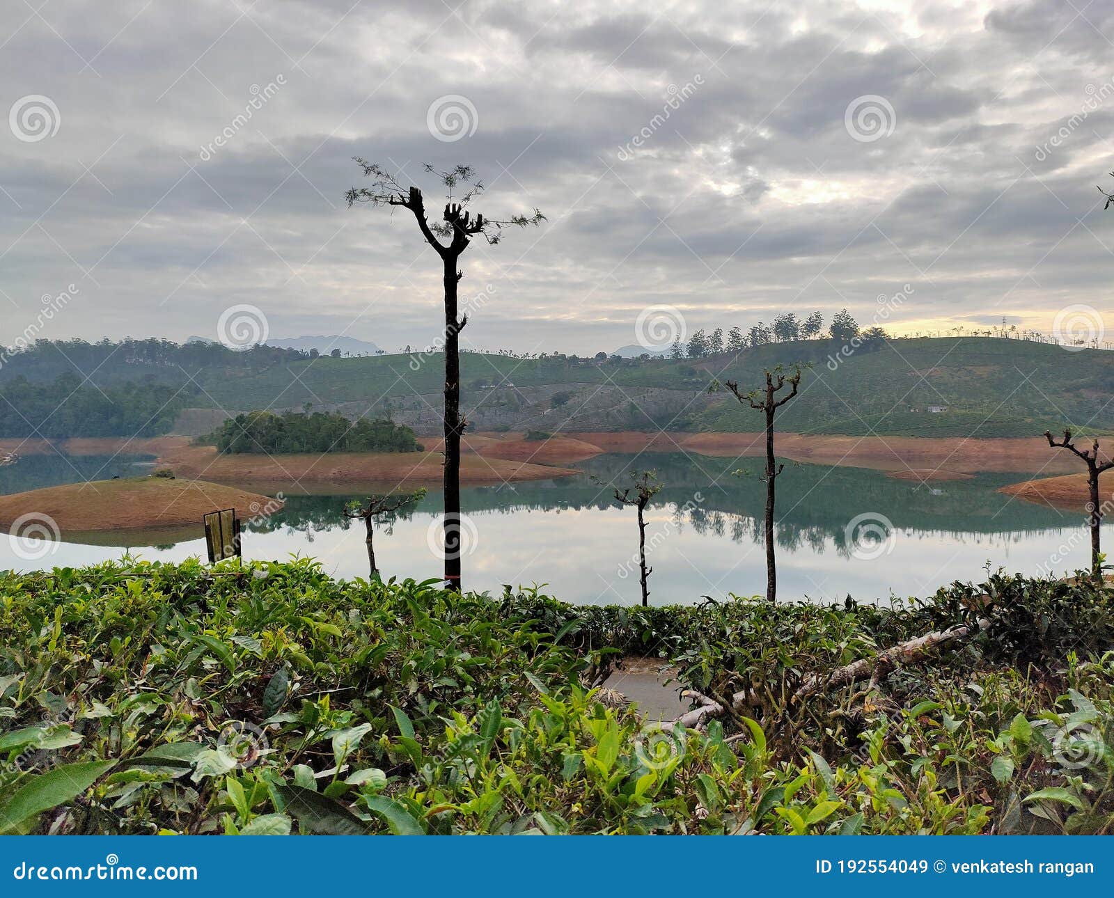 Sholayar dam view uphill stock image. Image of reflection - 192554049