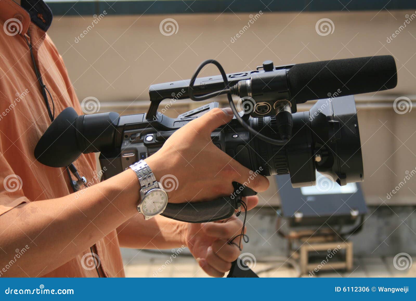 Shooting Picture. Image: 6112306