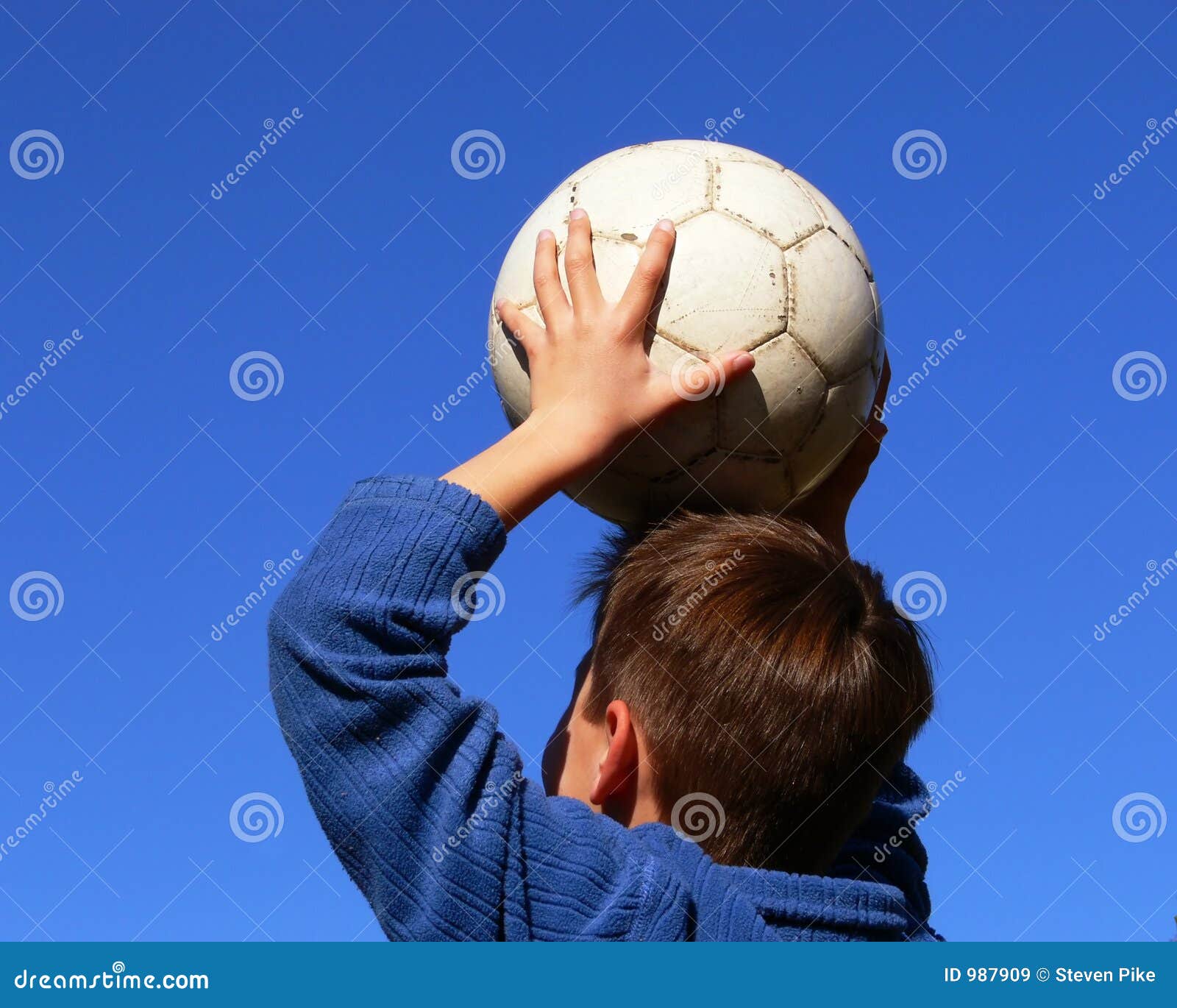 Shooting goals stock image. Image of netball, edge, points - 987909