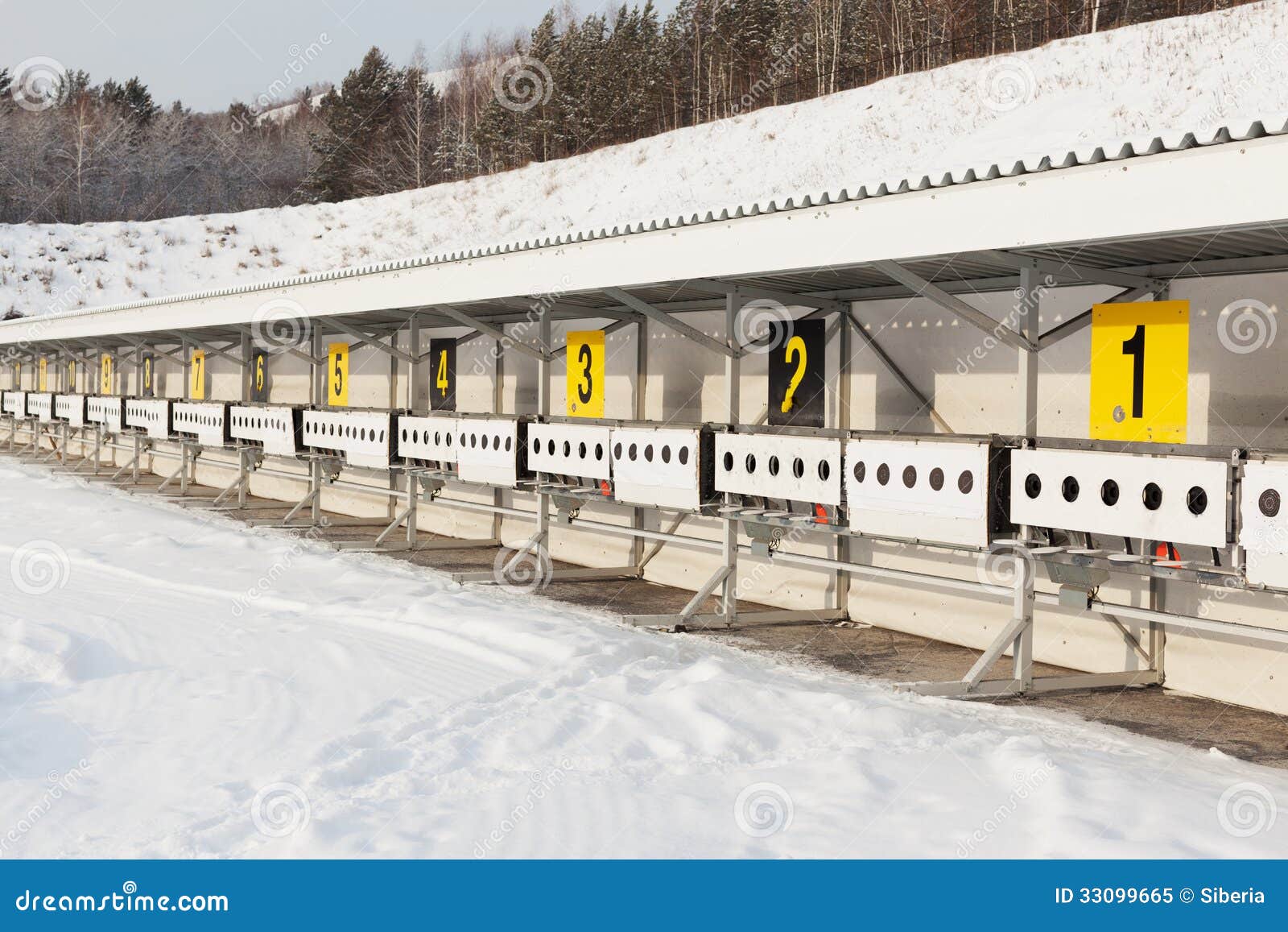 Shooting mark stock image. Image of outdoors, bullet - 33099665