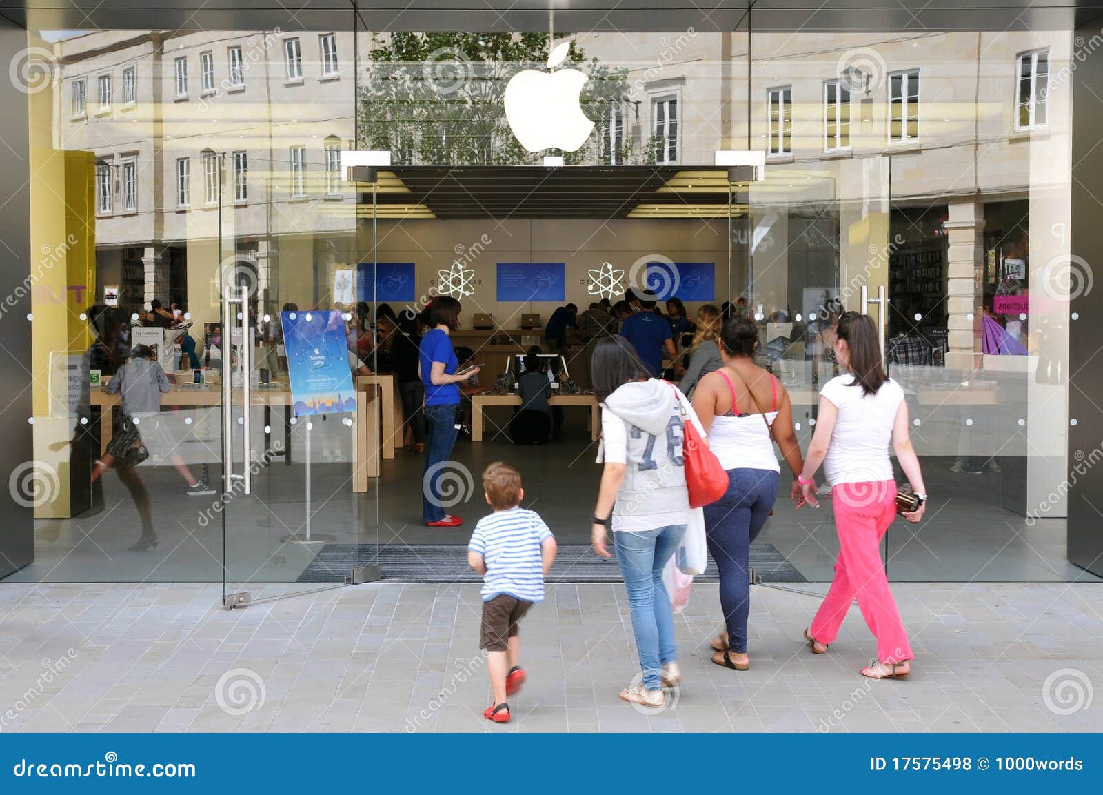 Shoppers Walk To an Apple Store Editorial Stock Photo - Image of ...