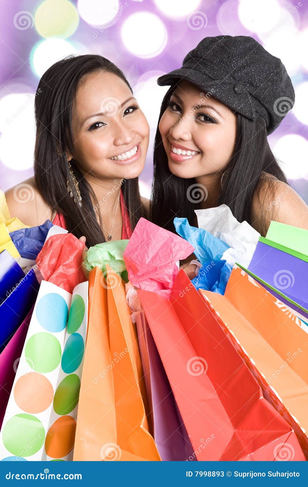 Shopping asian women stock image. Image of happy, mall - 7998893
