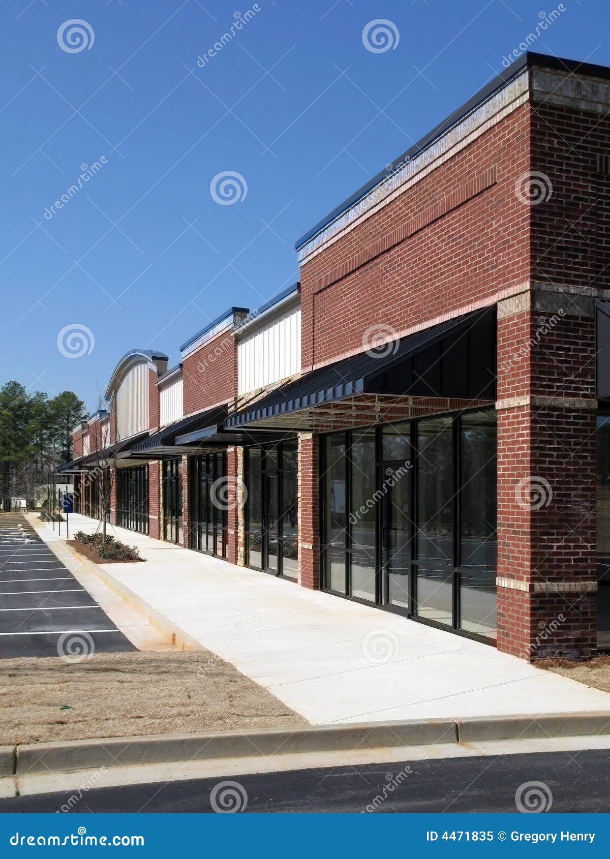 Shopping Center Construction Stock Image - Image of storefront, sidwalk ...