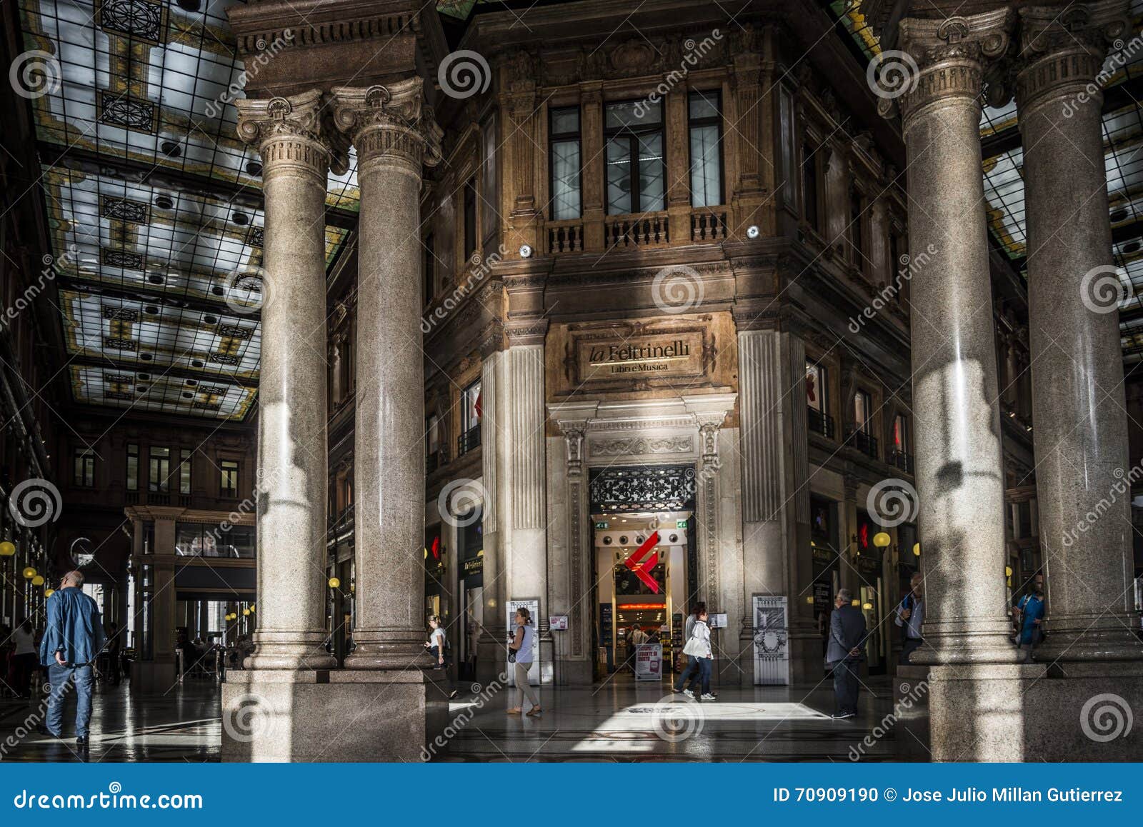 Shopping center Rome editorial image. Image of pasage - 70909190