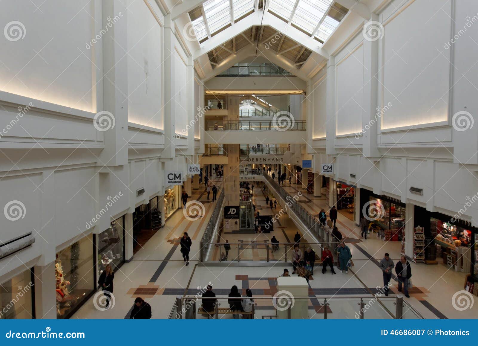 Shopping Mall editorial photography. Image of buying - 46686007