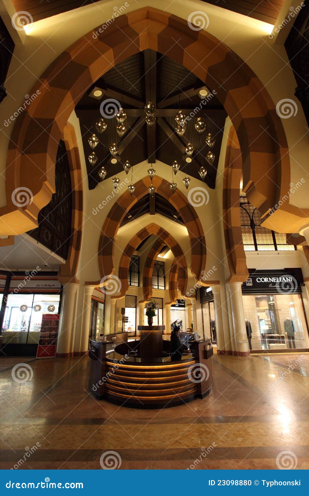 Shopping Mall in the Pearl, Doha Editorial Image - Image of arabic ...