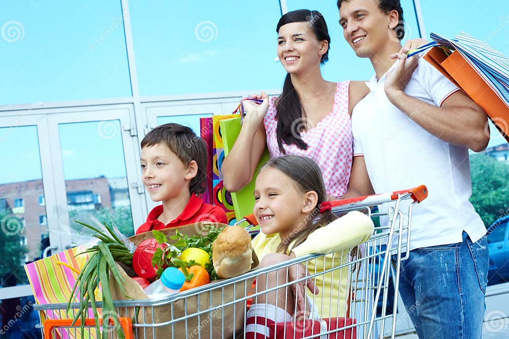 Shopping weekend stock image. Image of group, daughter - 22852541