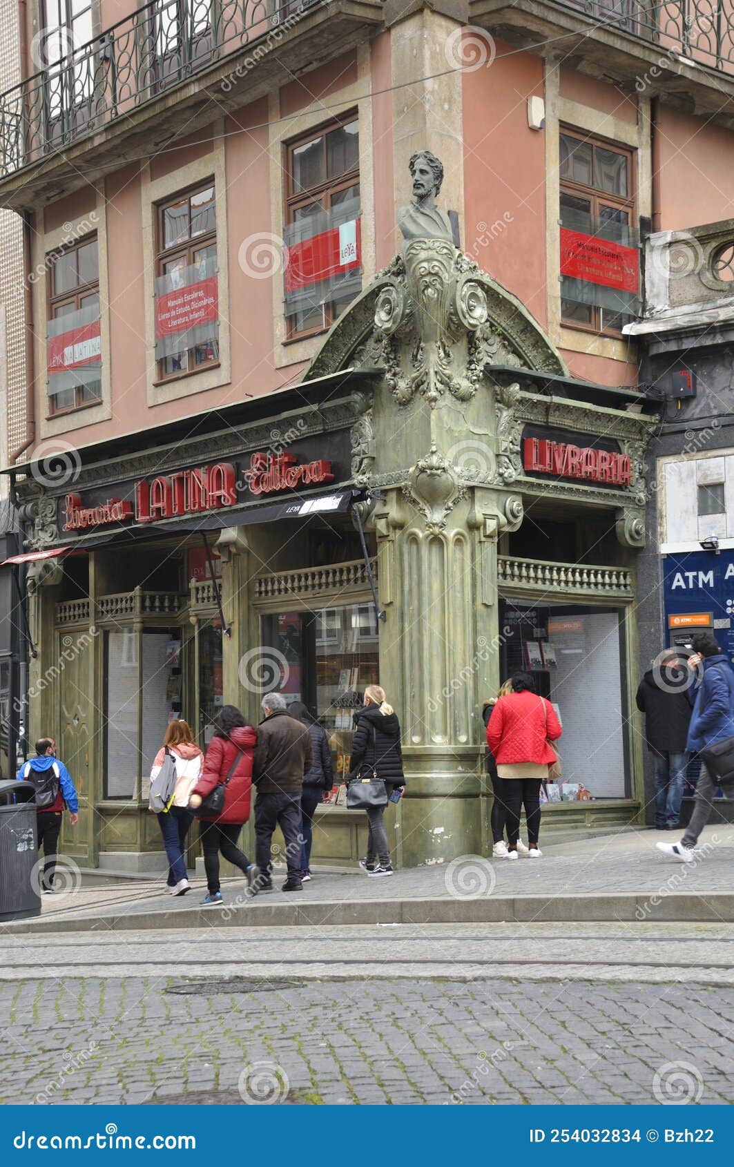 Shops and Tourism in the Center of Porto Editorial Stock Image - Image ...