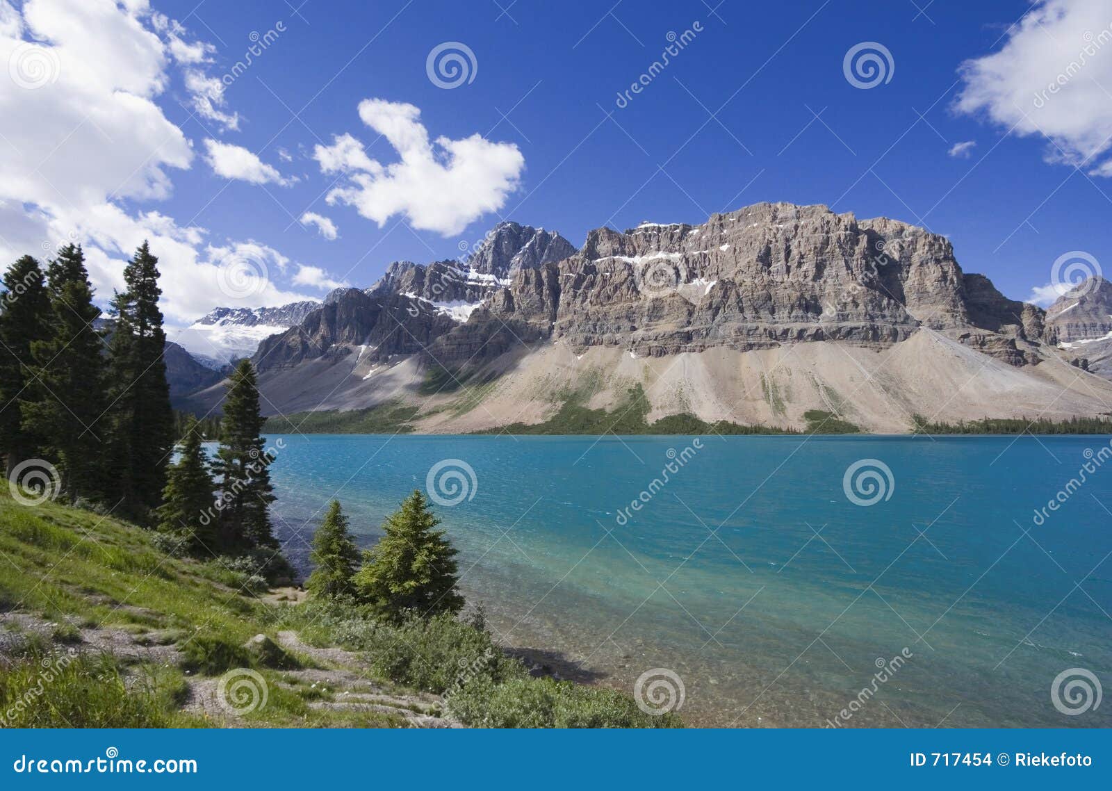 Shore of the bow lake stock photo. Image of beauty, nature - 717454