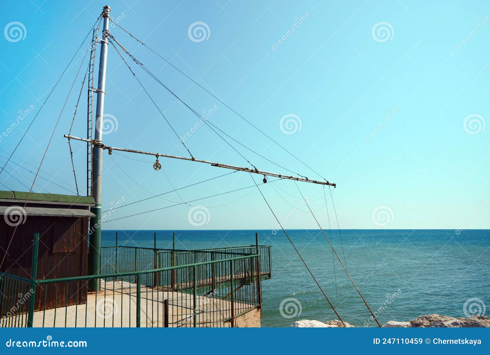 Shore Operated Stationary Lift Net on Coast Stock Image - Image of ...